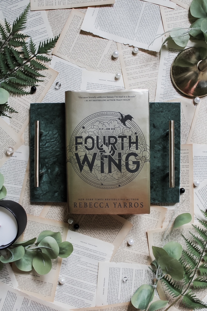 Book Review: Fourth Wing by Rebecca Yarros – forests and fiction
